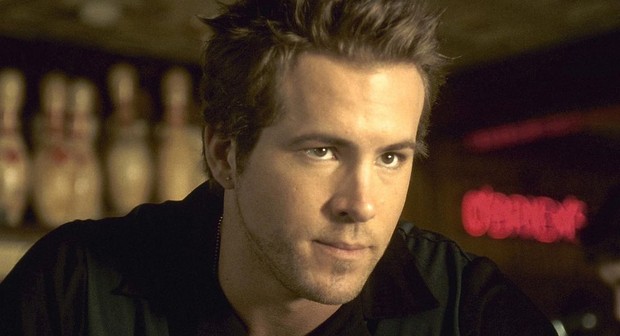 John Francis Daley Und Ryan Reynolds Prime Video: Waiting