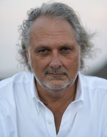 Jeffrey Beecroft | Rotten Tomatoes