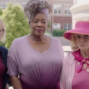 Queen Bees - Rotten Tomatoes