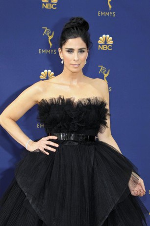 Gúna Emmys Sarah Silverman