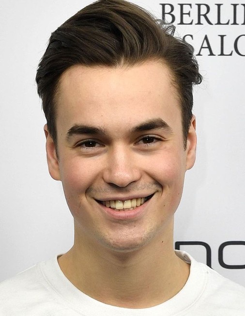 Louis Held - Rotten Tomatoes