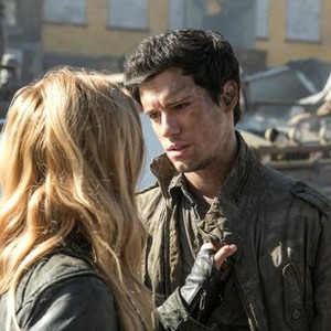 Rotten Tomatoes: Movies | TV Shows | Movie Trailers | Reviews - Rotten ...