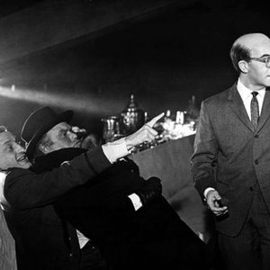 Peter Bull - Rotten Tomatoes