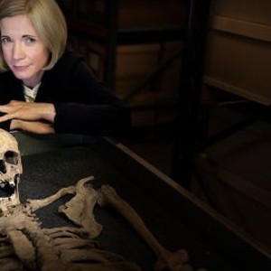 Lucy Worsley Investigates - Rotten Tomatoes