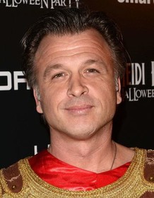Stephen Fanuka | Rotten Tomatoes