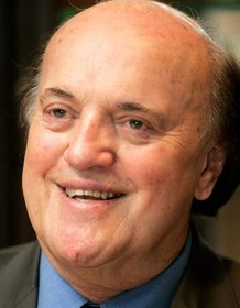 Peter Arnett - Rotten Tomatoes