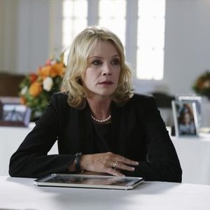 Alexandra Neil - Rotten Tomatoes