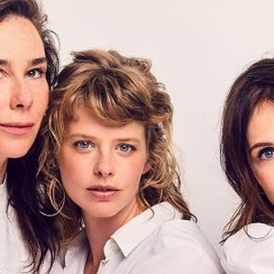 Red Light: Season 1, Episode 1 - Rotten Tomatoes