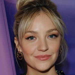 Abby Elliott - Rotten Tomatoes