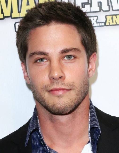 Dean Geyer - Rotten Tomatoes
