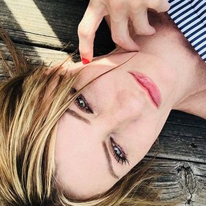 She's Too Tall - Rotten Tomatoes