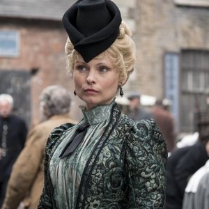 Myanna Buring Vampire