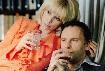 Mireille Darc's Instagram, Twitter & Facebook on IDCrawl